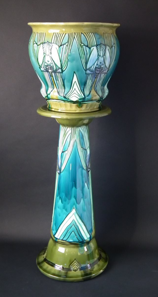 Minton Secessionist No.72 jardiniere and stand